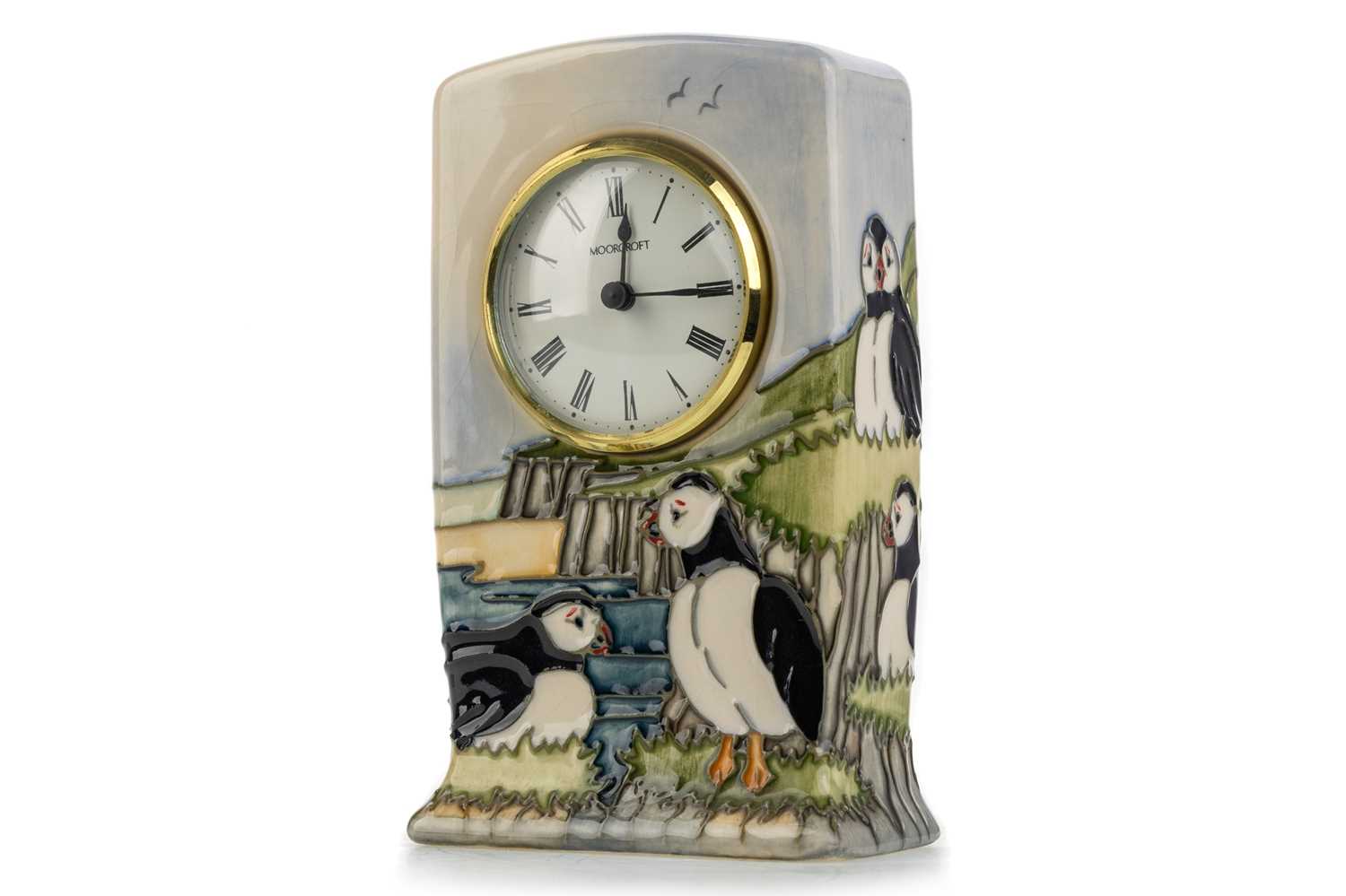 Lot 1411 - MOORCROFT POTTERY PUFFIN PATTERN MANTEL